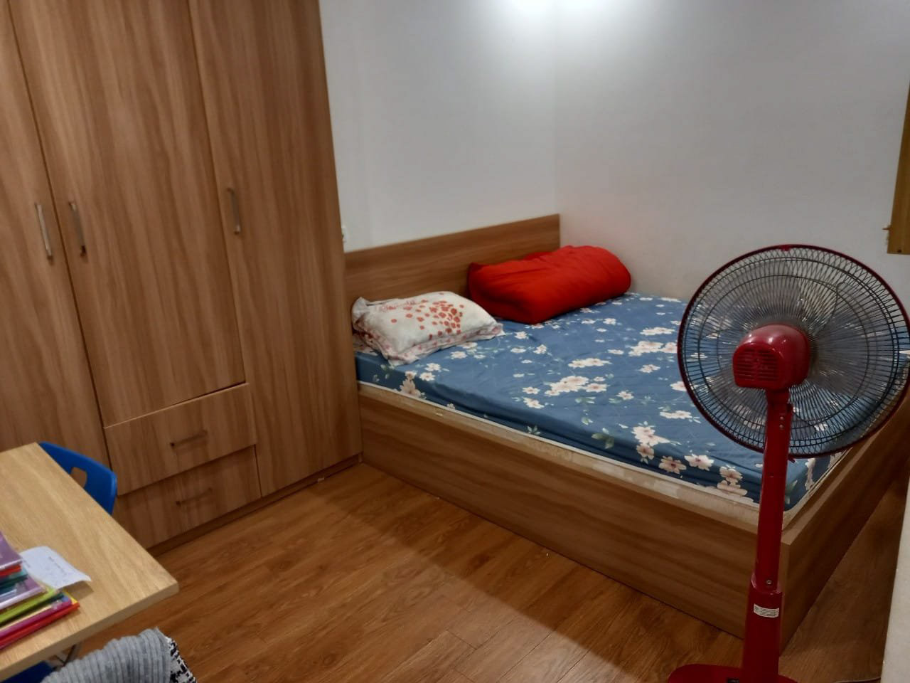 Bán căn hộ 2 phòng ngủ chung cư Gemek 2 diện tích 66m2 full nội thất ...